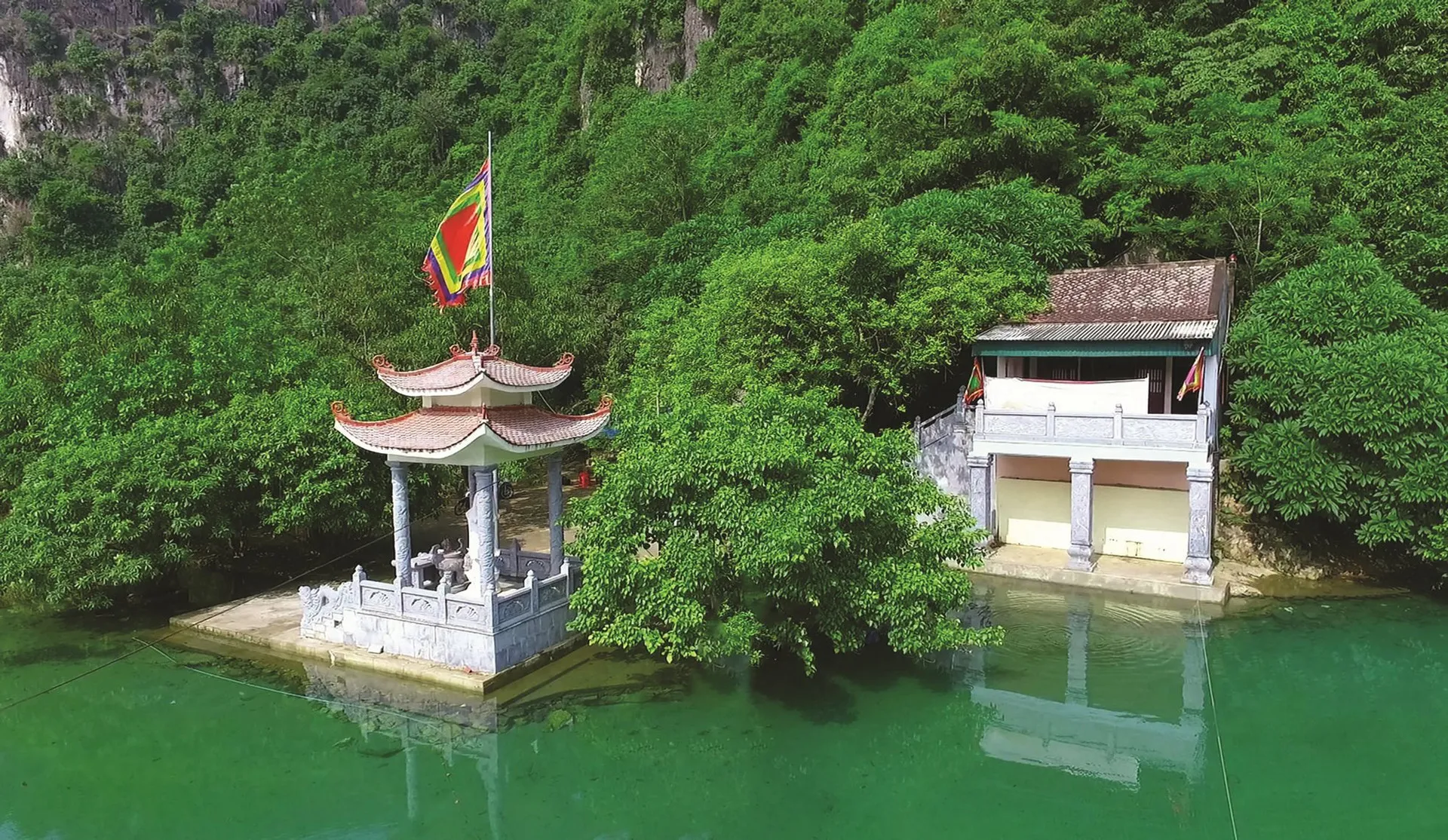 Dragon Temple, Water Temple - Explore Spiritual Destinations | iGuide ...