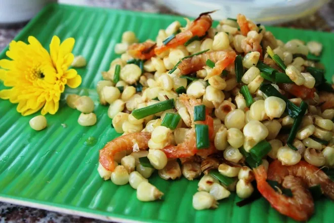 Fried Corn: Experience Authentic Hanoi Street Food on iGuide | iGuide
