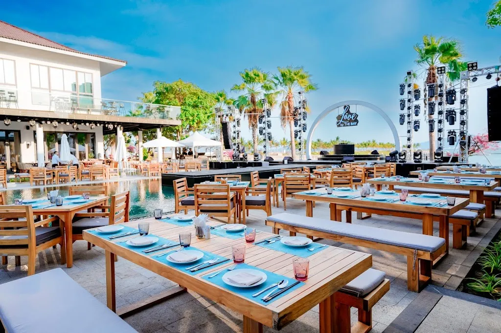 Ambassador Club, Ana Marina Nha Trang | iGuide