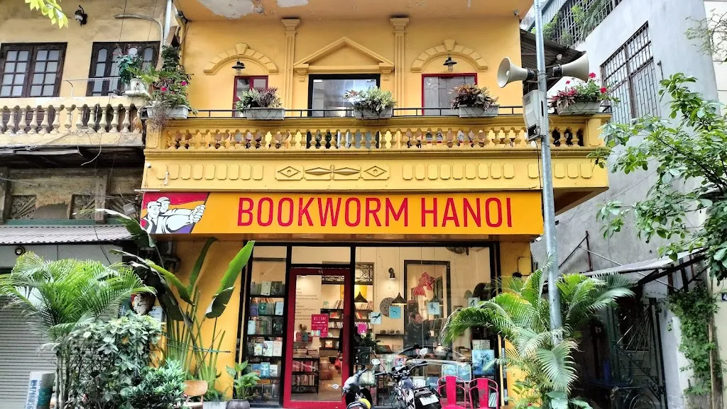 Bookworm Hanoi | iGuide