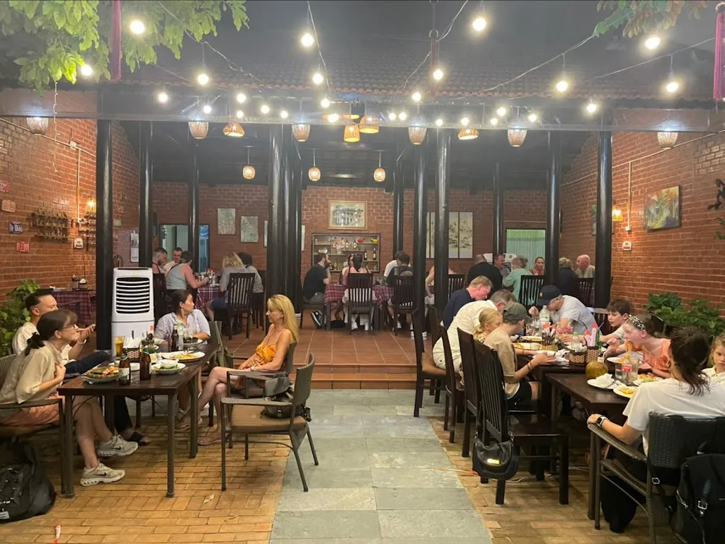 FireFly Restaurant & Bar | iGuide