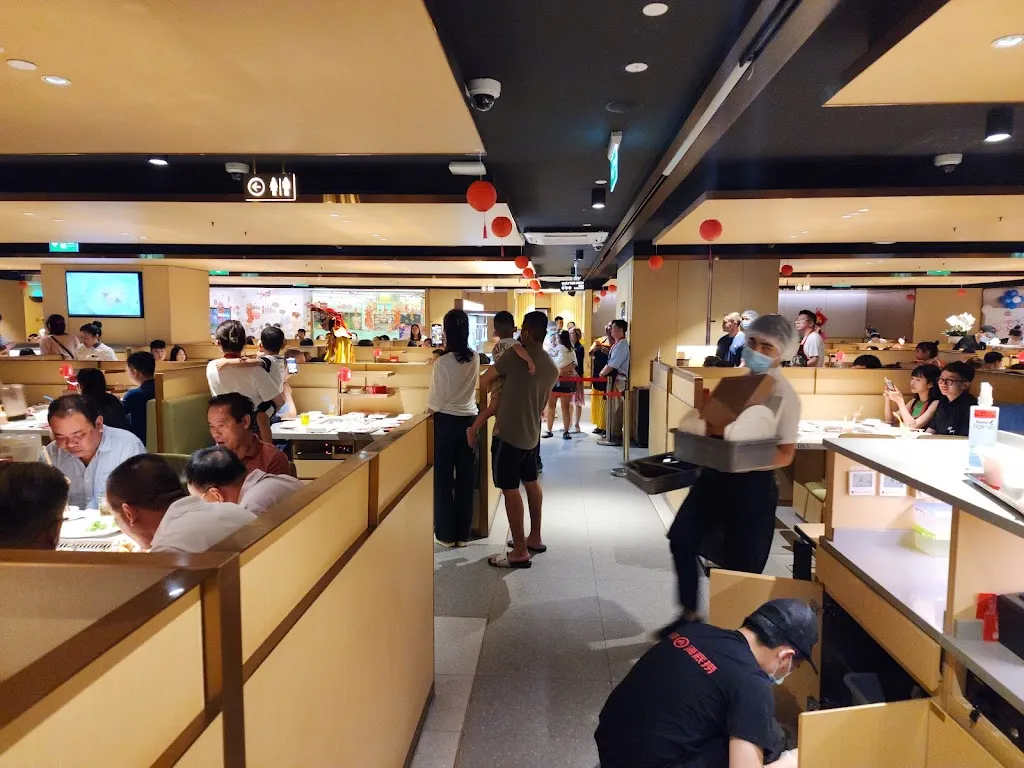 Haidilao Huoguo Hai Di Lao Huo Guo Landmark 81 | iGuide