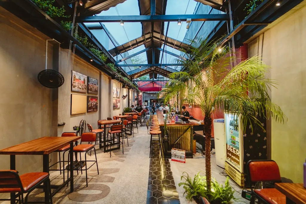 Pasteur Street Craft Beer - Thao Dien Taproom & Restaurant | iGuide