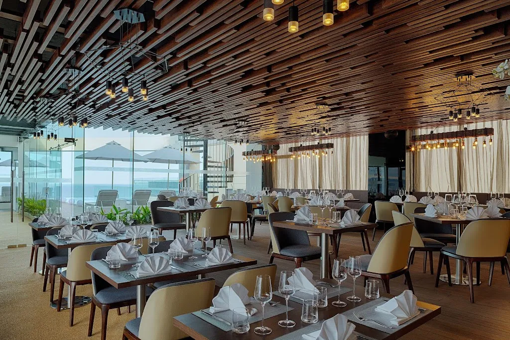 Sky View Restaurant | iGuide